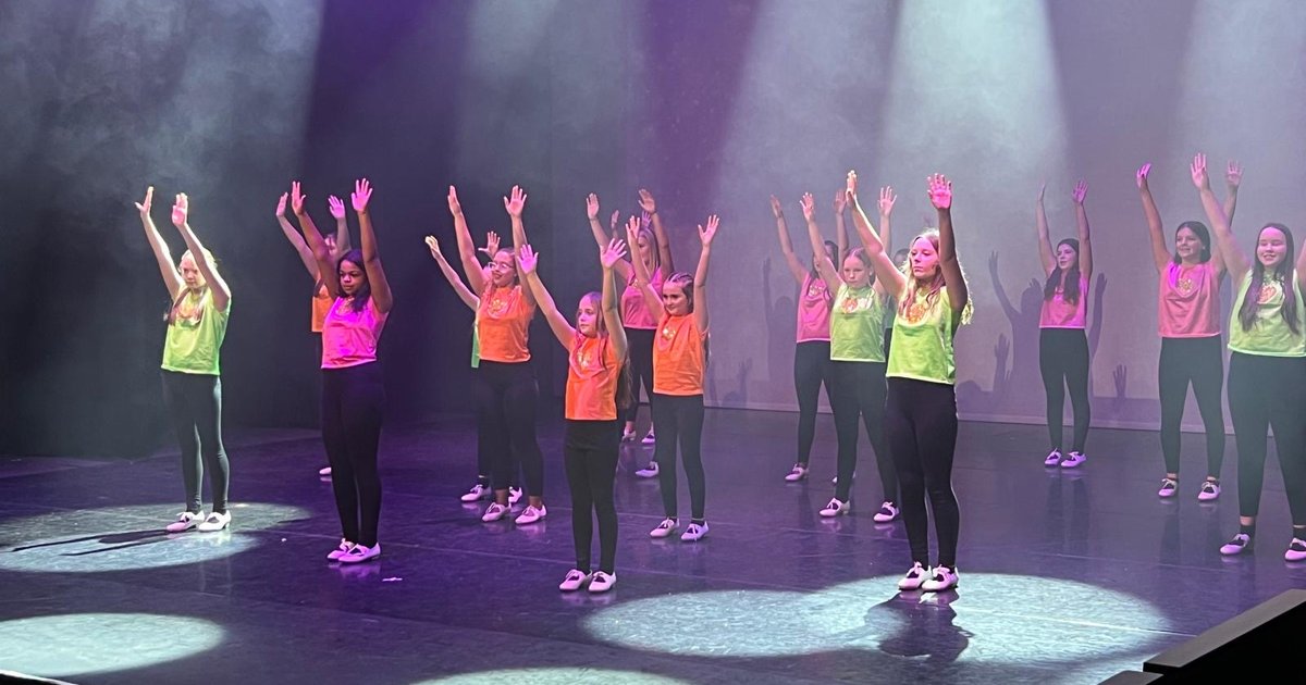 Shape Dance - Priors Hall Park